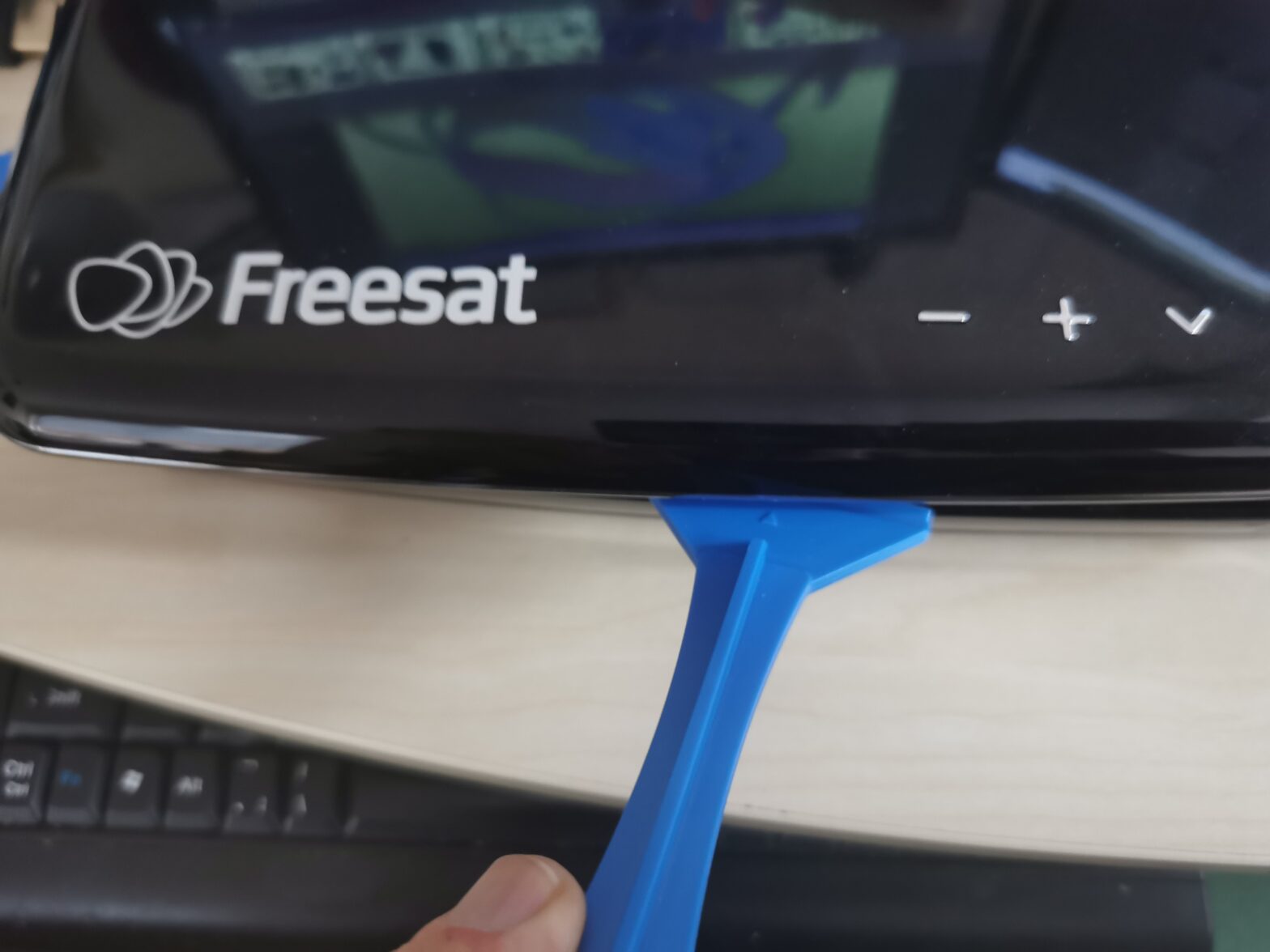 Replacing the hard drive in Freesat box – Repair Café Gosport